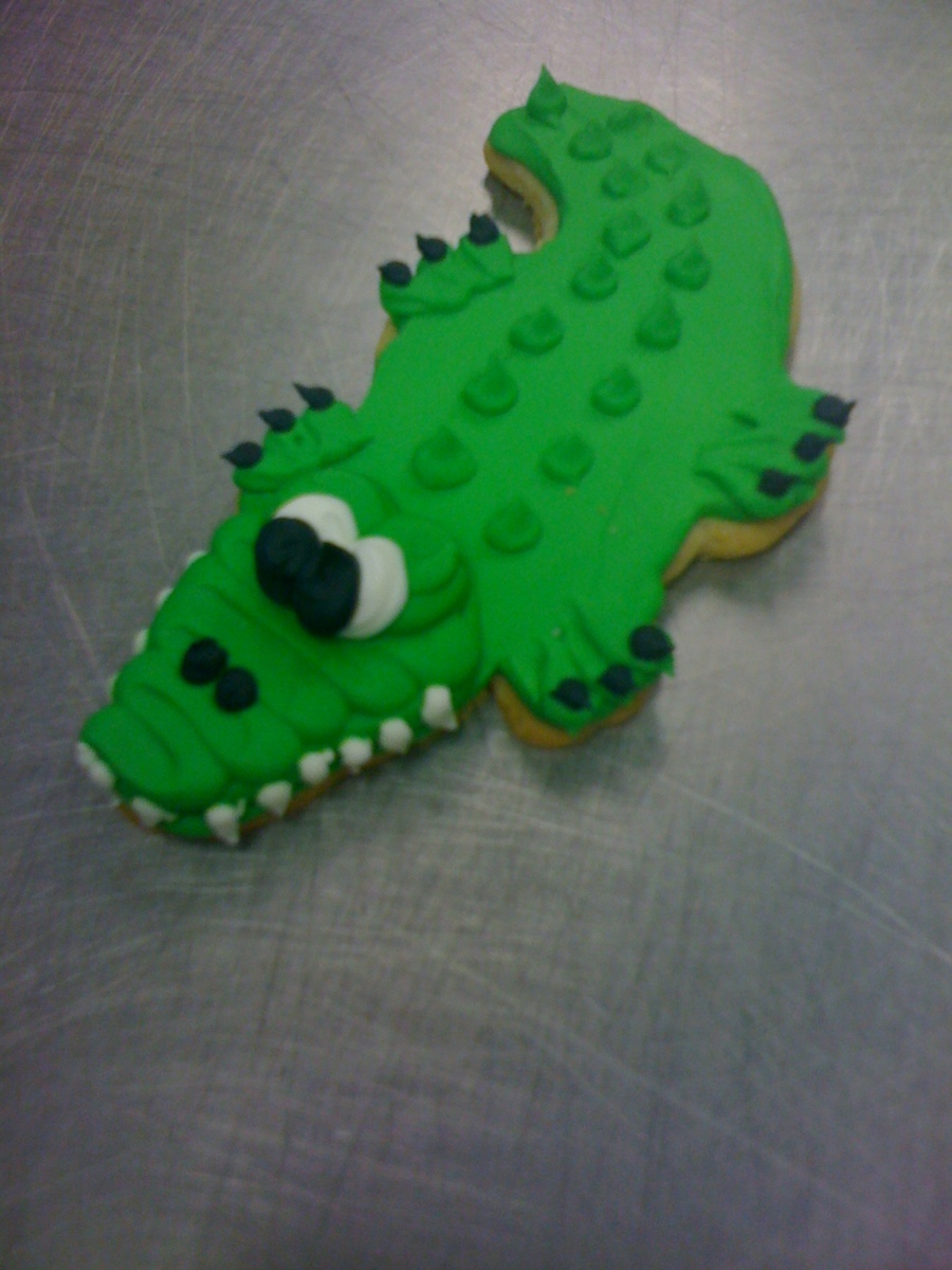 Gator Cookie - CakeCentral.com