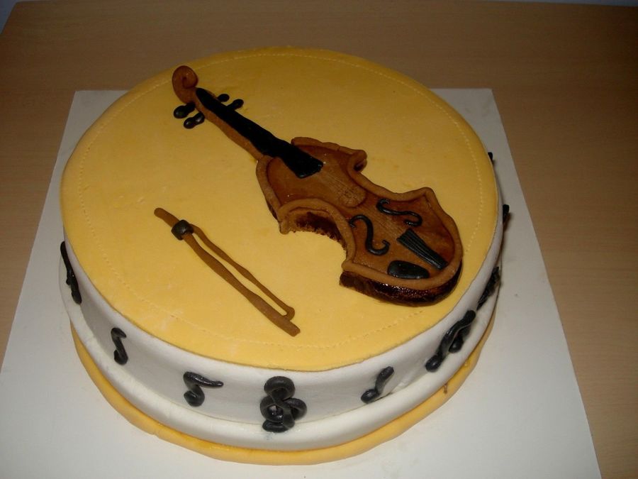 Violin - CakeCentral.com
