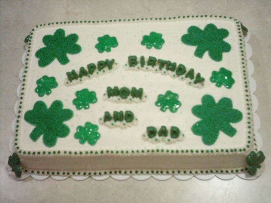 Shamrock Cake - CakeCentral.com