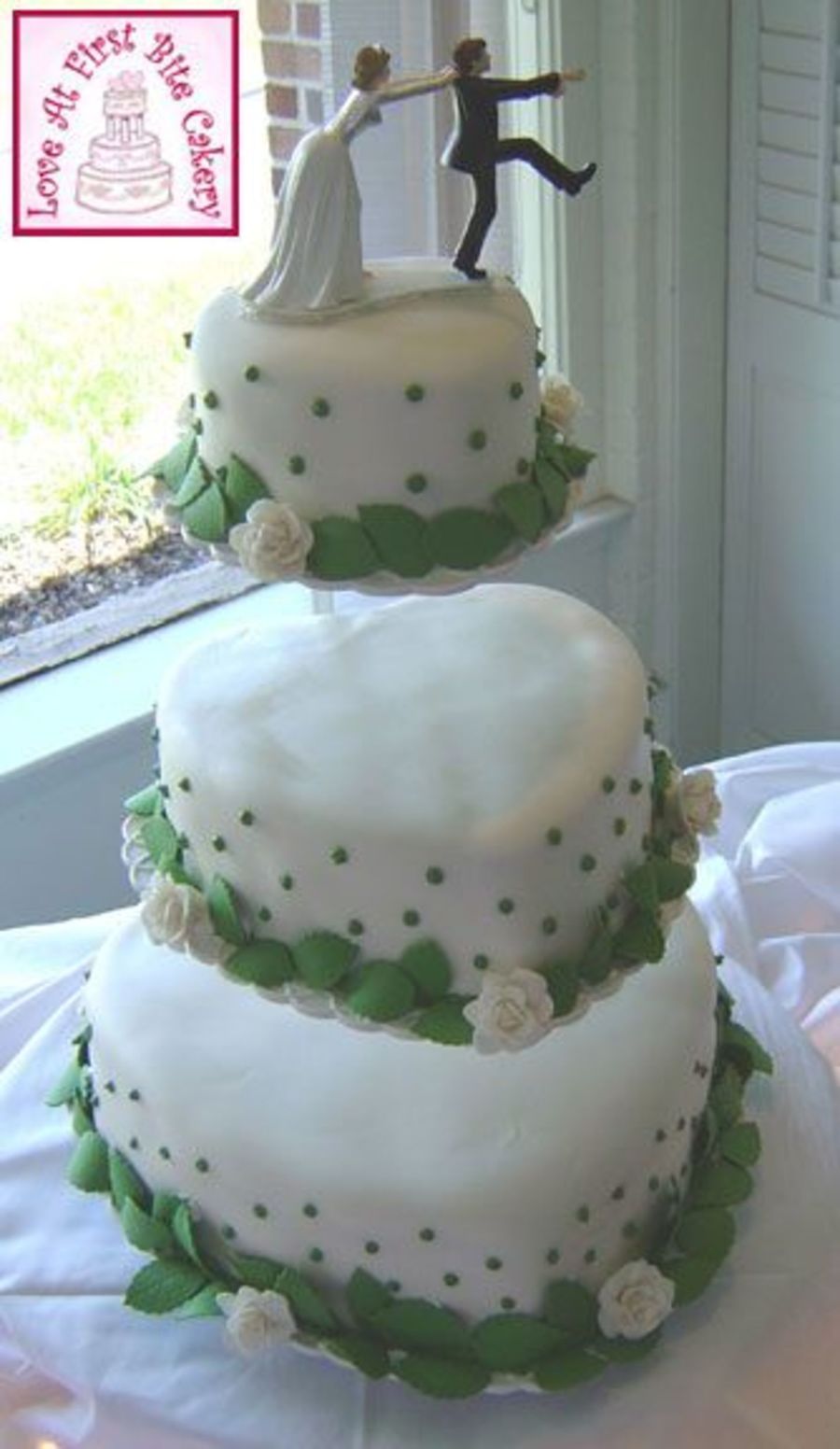 Floating Hearts Wedding Cake - CakeCentral.com