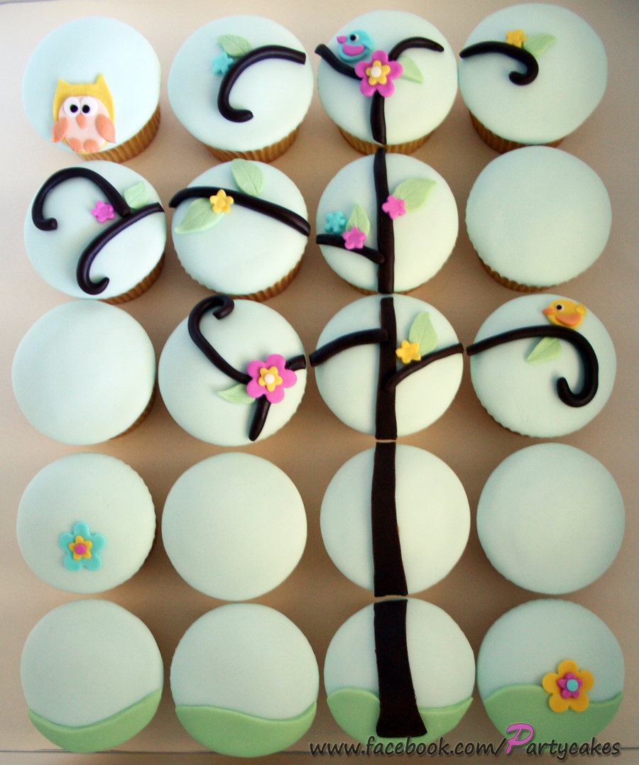 Babyshower Cupcake Mural - CakeCentral.com