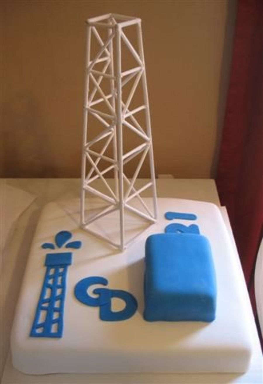 Oil Drilling Rig - CakeCentral.com