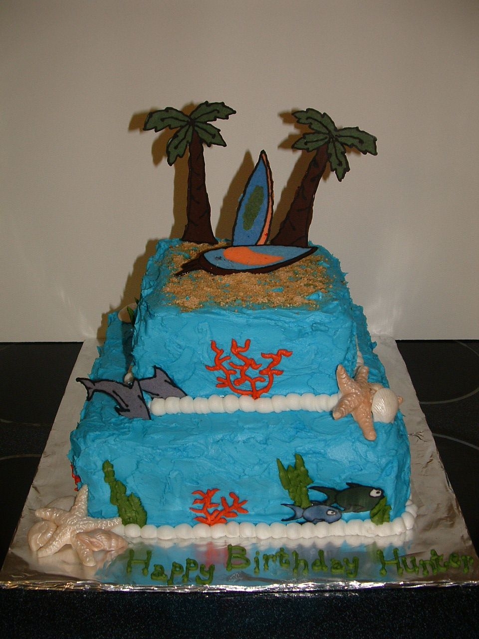 Surfing Birthday Cake - CakeCentral.com