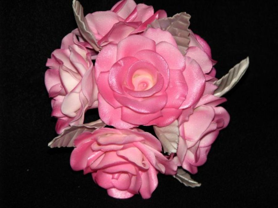 Gumpaste Rose Topper - CakeCentral.com