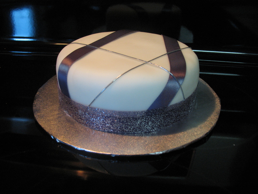 Fondant Cake With Ribbons - CakeCentral.com