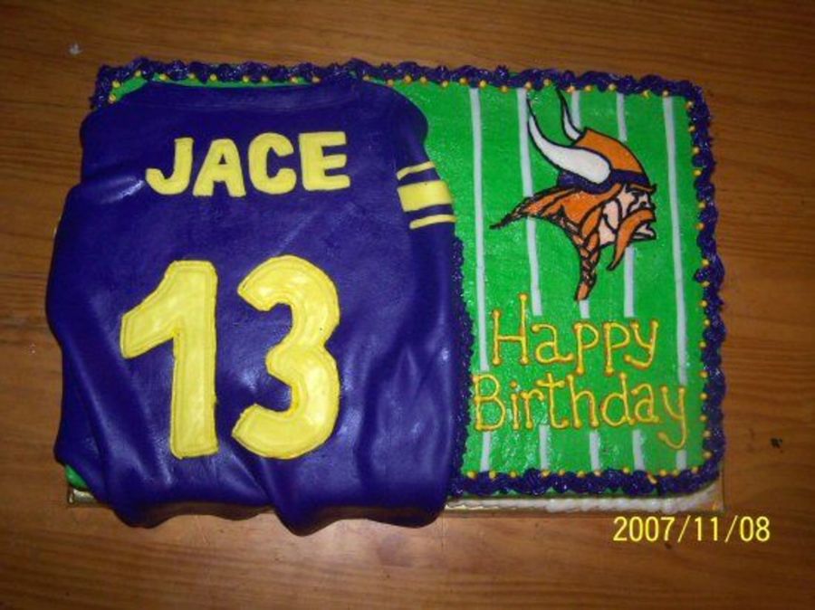 Minnesota Vikings Birthday Cake - CakeCentral.com