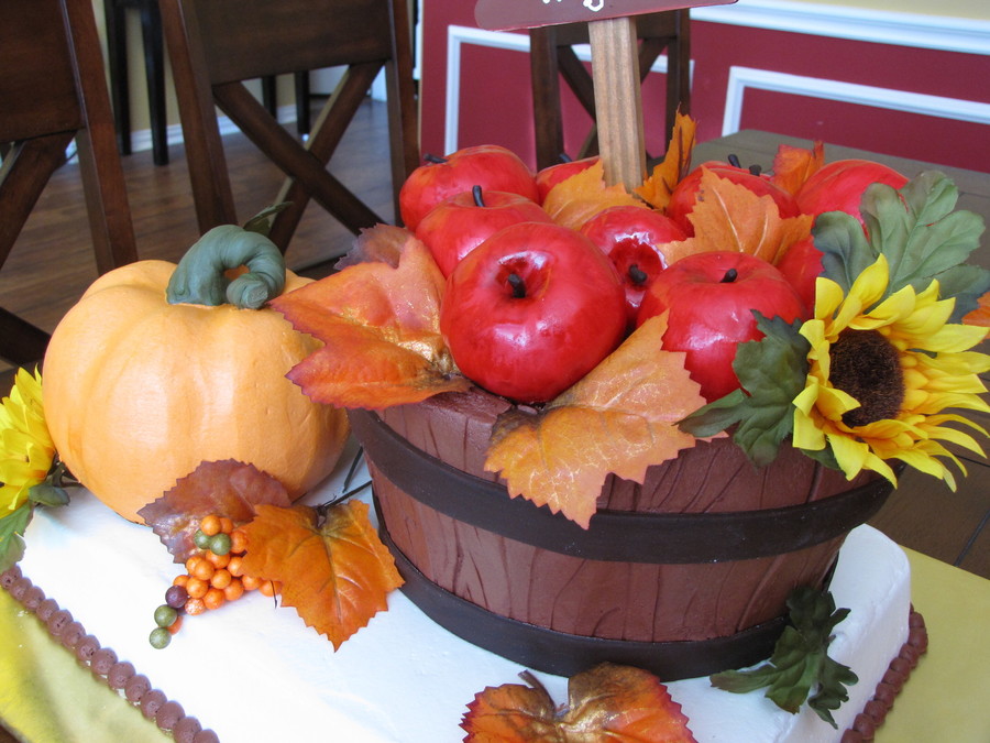 Autumn / Harvest Cake - CakeCentral.com