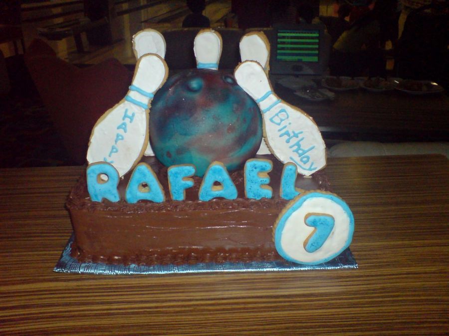 Bowling Ball Cake - CakeCentral.com