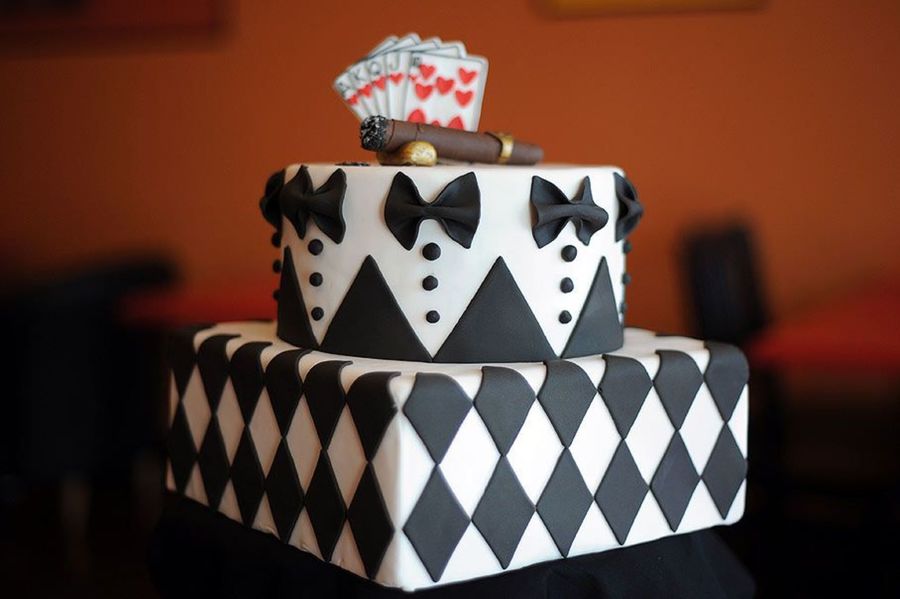 Royal Flash - CakeCentral.com