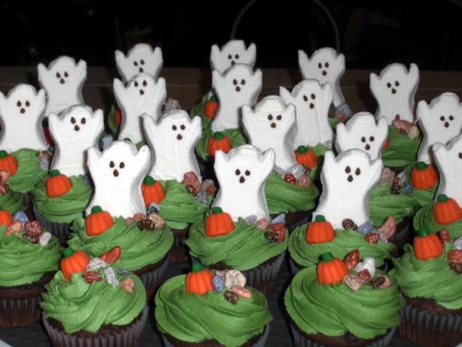 Ghost Peep Halloween Cupcakes - CakeCentral.com