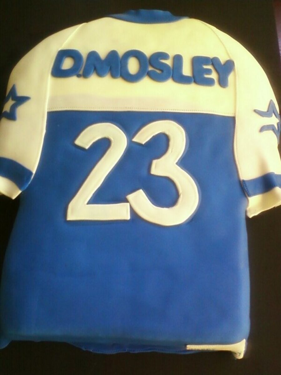 Football Jersey Cake - CakeCentral.com