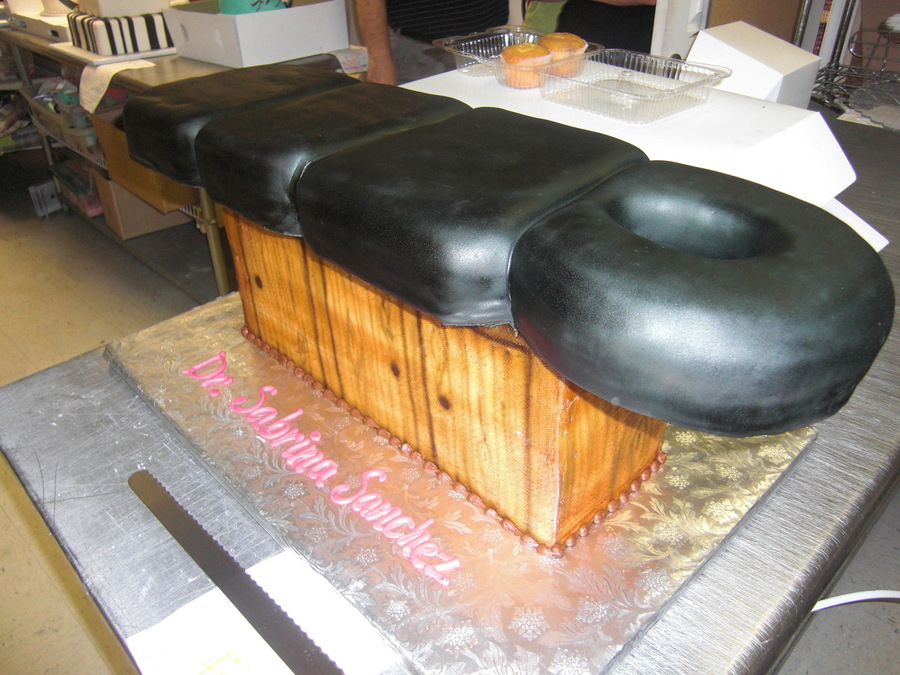 Chiropractic Table Cake - CakeCentral.com