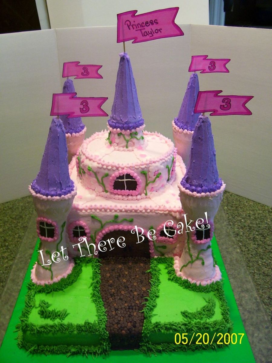 Pink Princess Castle - CakeCentral.com