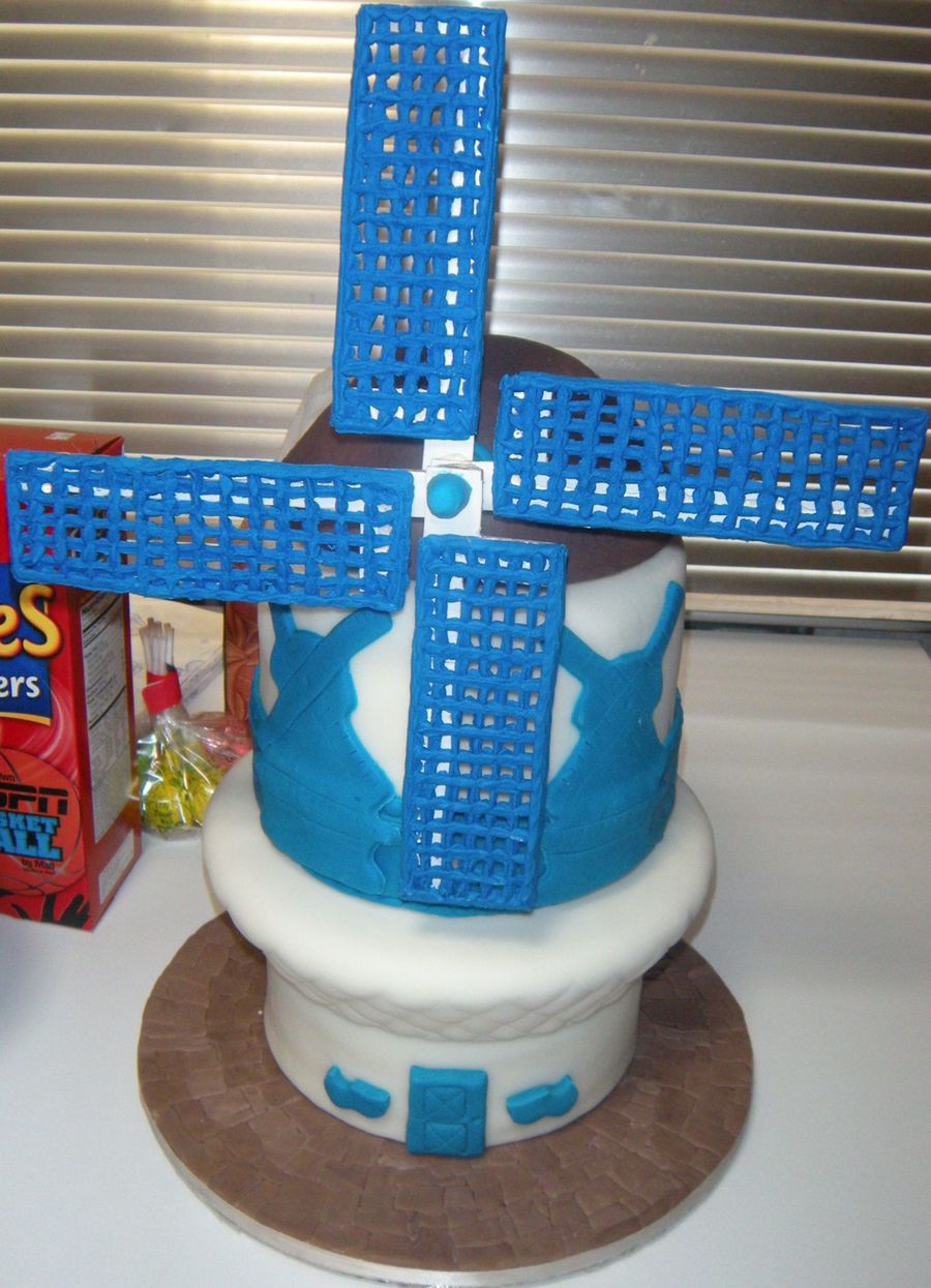 Dutch Windmill - CakeCentral.com