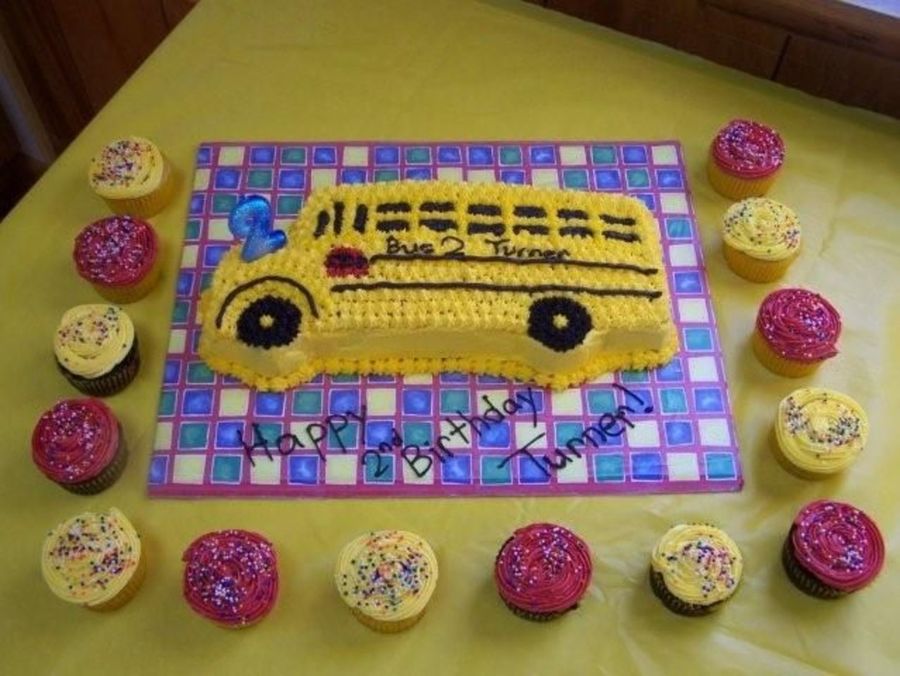 School Bus - CakeCentral.com