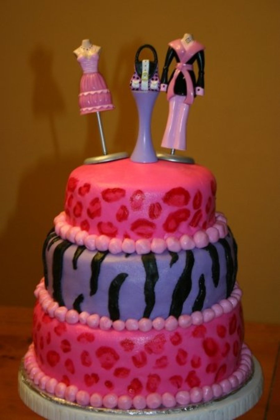 Diva Cake - CakeCentral.com