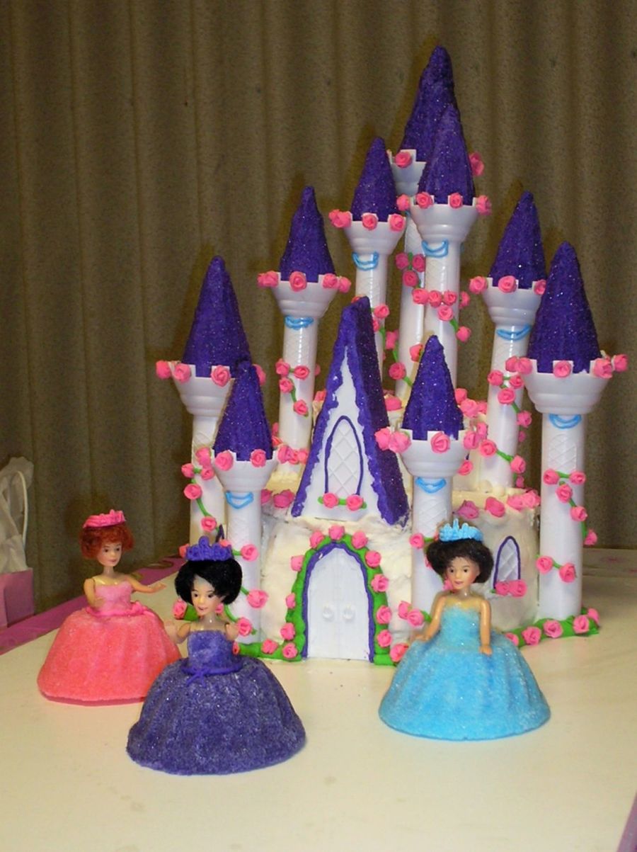 Wilton Castle - CakeCentral.com