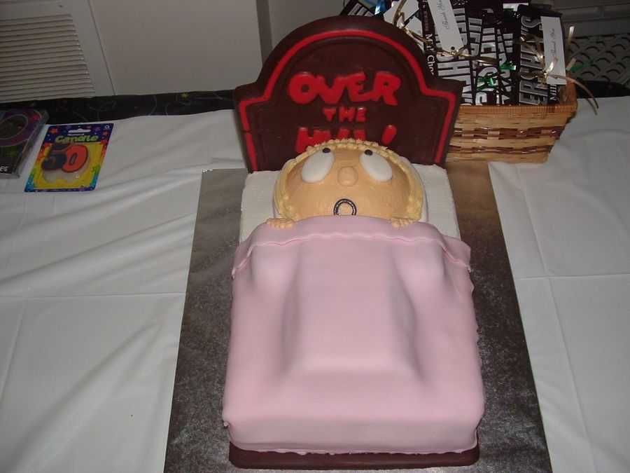 2007_1013Morecakes0039.jpg - CakeCentral.com