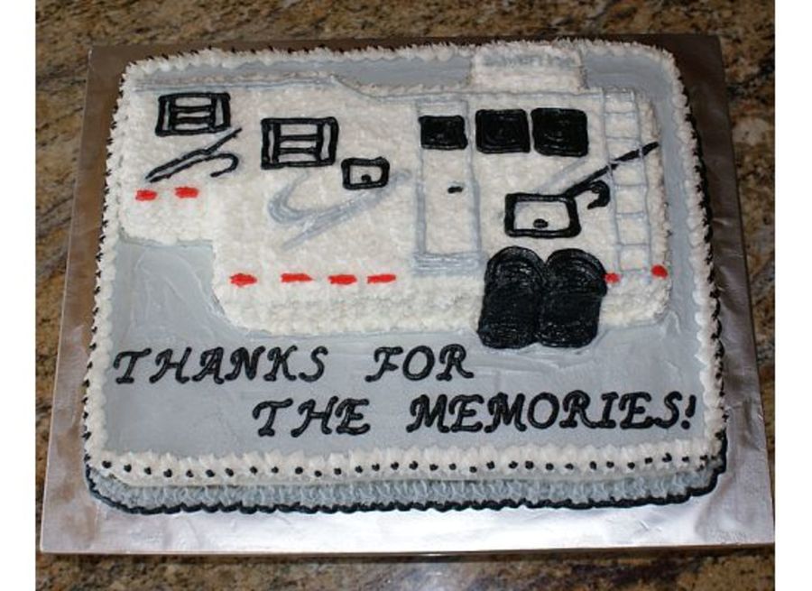 Silverlite Trailer - CakeCentral.com