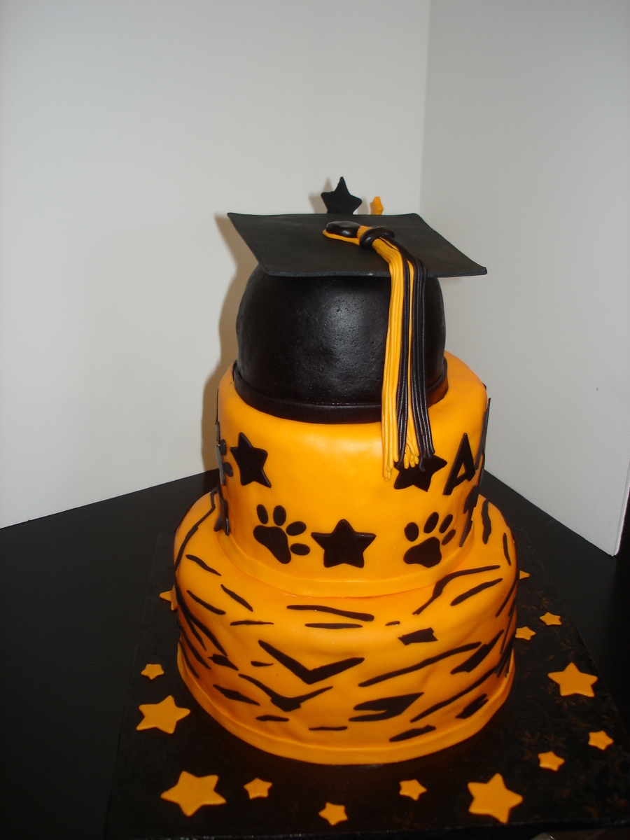 Tiger Print Graduation - CakeCentral.com