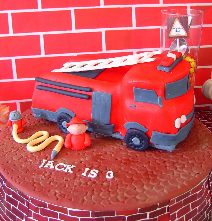 Fire Engine Cake - CakeCentral.com