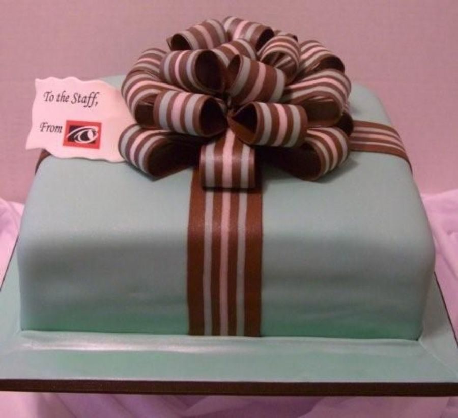 Pinstripe Bow Present Cake - CakeCentral.com