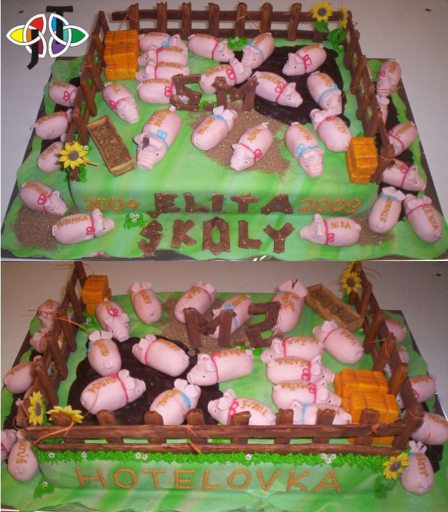 Pig Fold - CakeCentral.com
