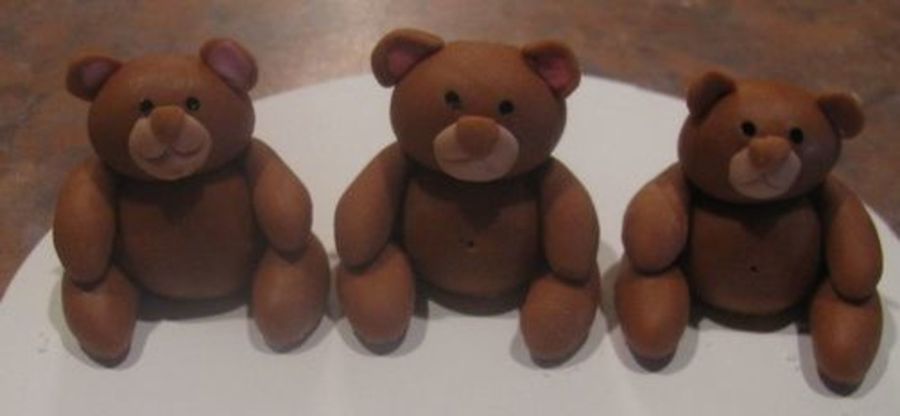 Fondant Teddy Bears - CakeCentral.com