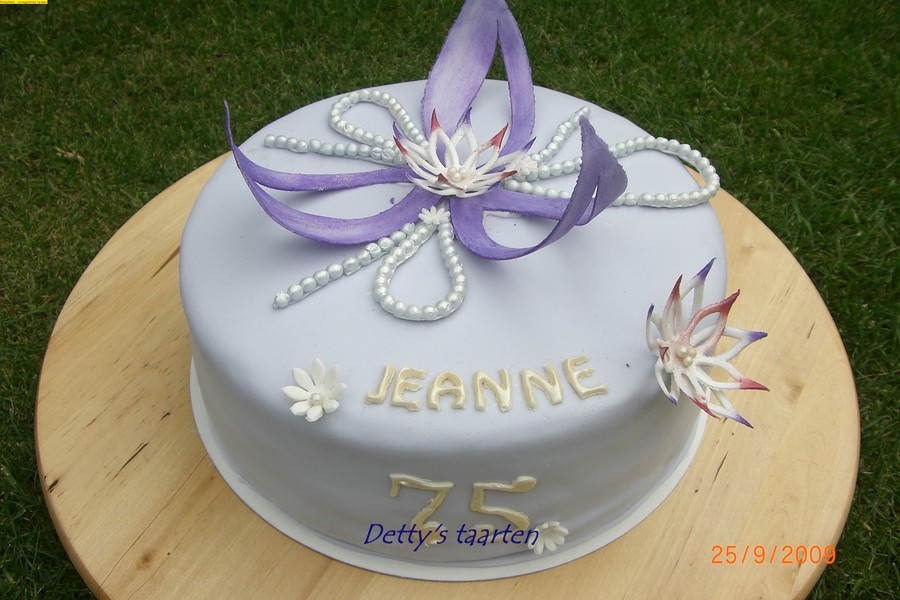 Purple For Jeanne - CakeCentral.com