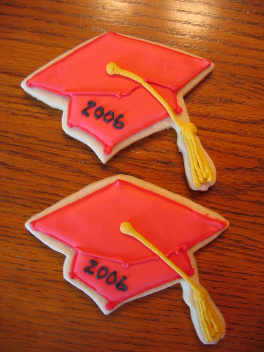 Graduation Hat Cookies - CakeCentral.com
