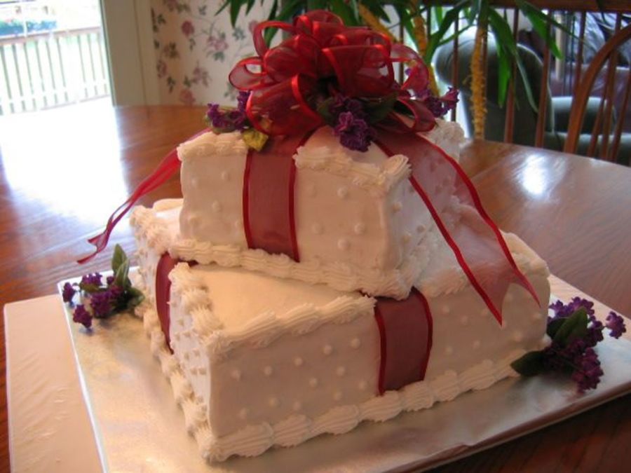 Present Birthday Cake - CakeCentral.com
