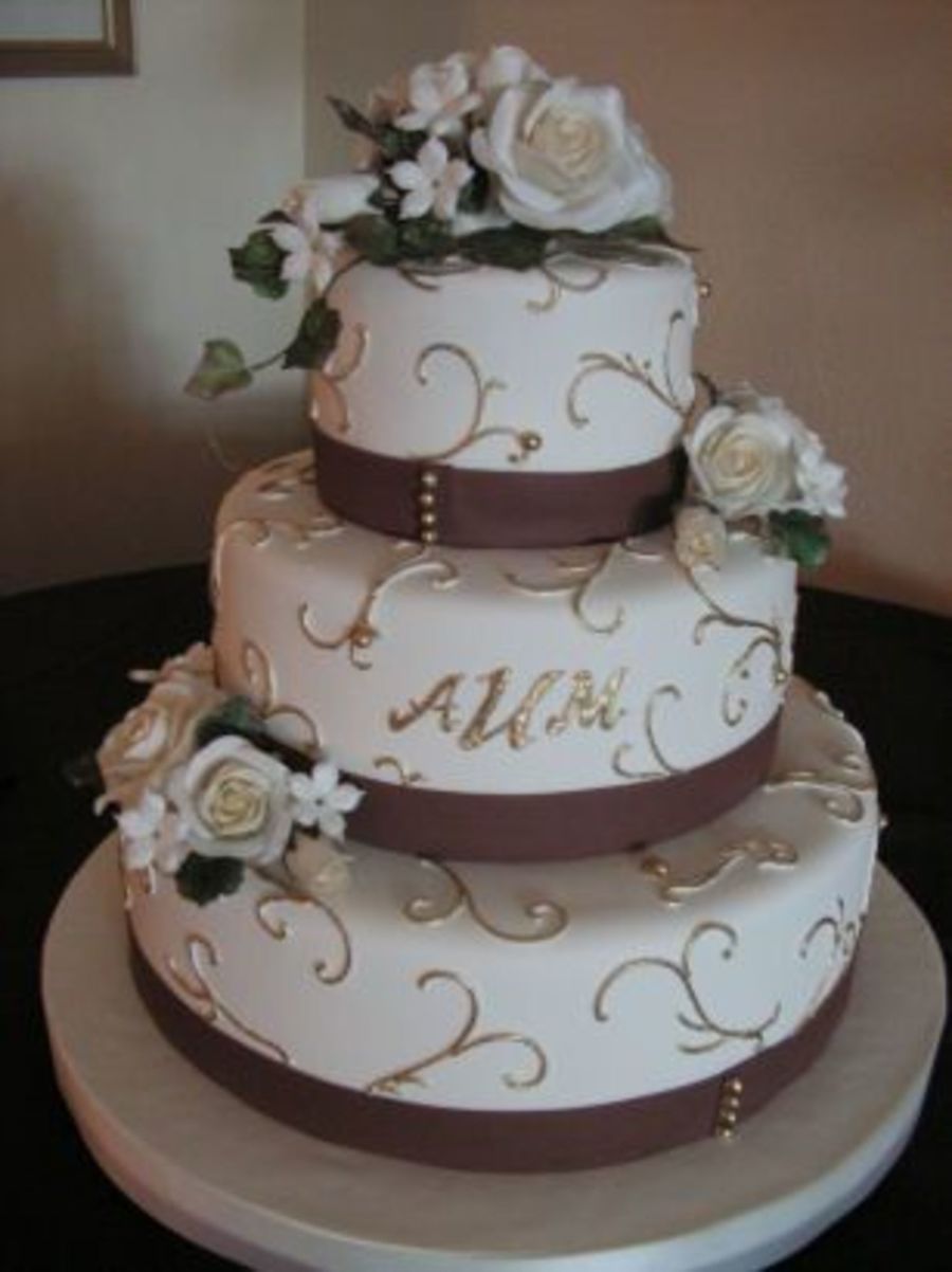 Gold Painted Details - CakeCentral.com