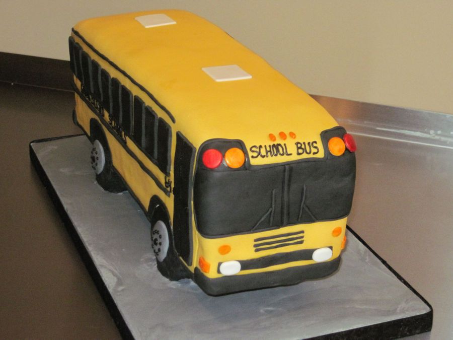 School Bus - CakeCentral.com