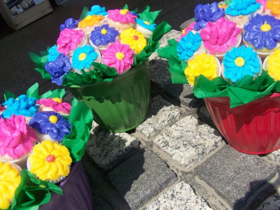 Administrative Professionals Day Bouquet - CakeCentral.com