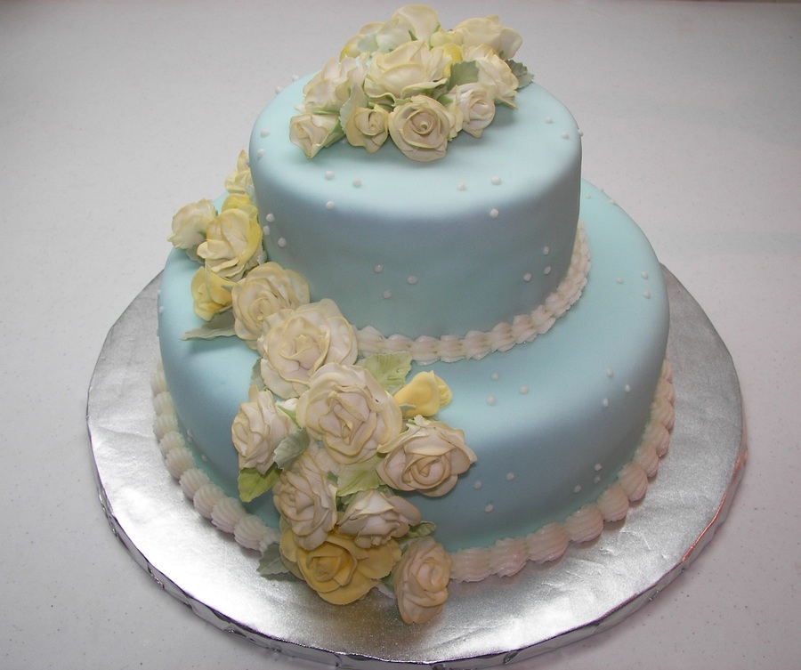 Wilton Course 3 Final Cake - CakeCentral.com