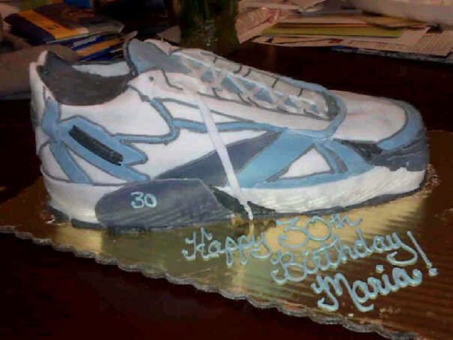 Running Shoe - CakeCentral.com