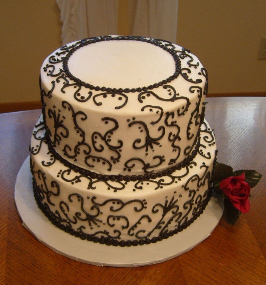 Vintage 1920's Cake - CakeCentral.com