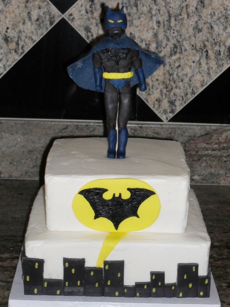 Batman Cake - CakeCentral.com