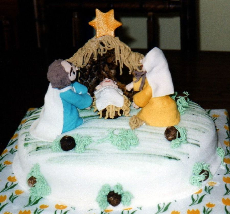 Baby Jesus, Mary And Joseph - CakeCentral.com