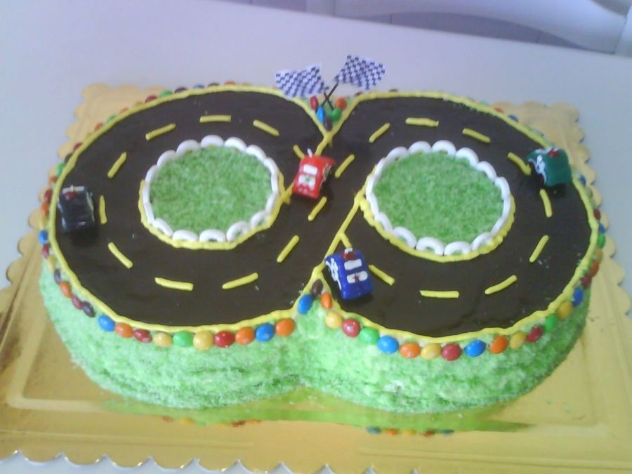 Race Track - CakeCentral.com
