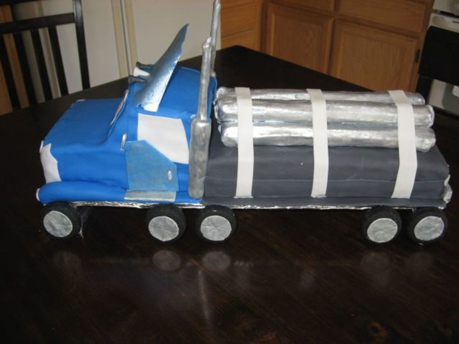 Semi-Truck Cake - CakeCentral.com