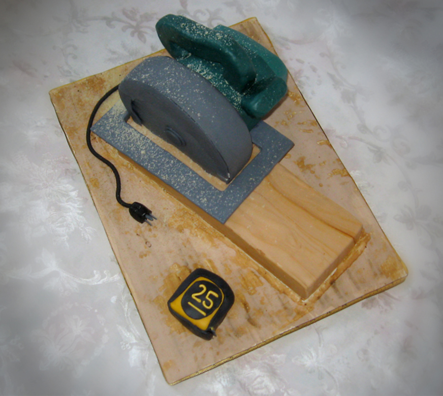 Circular Saw Cake - CakeCentral.com