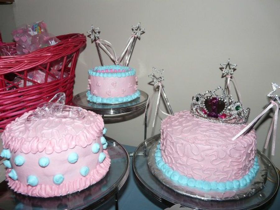 P1060748.jpg - CakeCentral.com