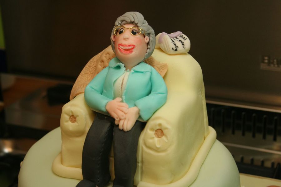 Img_1898.jpg - CakeCentral.com