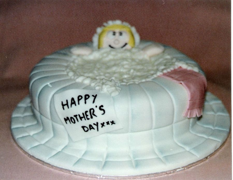 Mother's Day Bathtime - CakeCentral.com