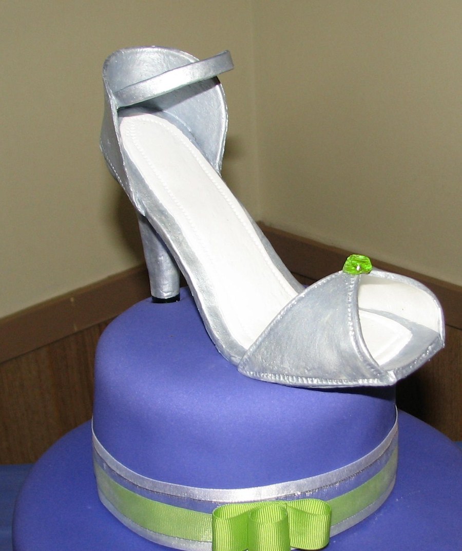 Birthday Cake With Shoe - CakeCentral.com