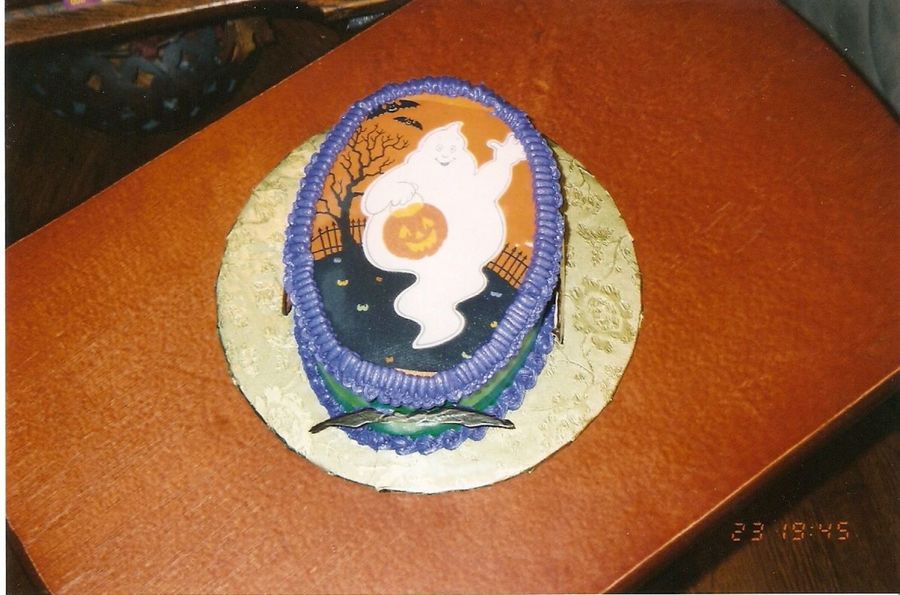 Ghost - CakeCentral.com