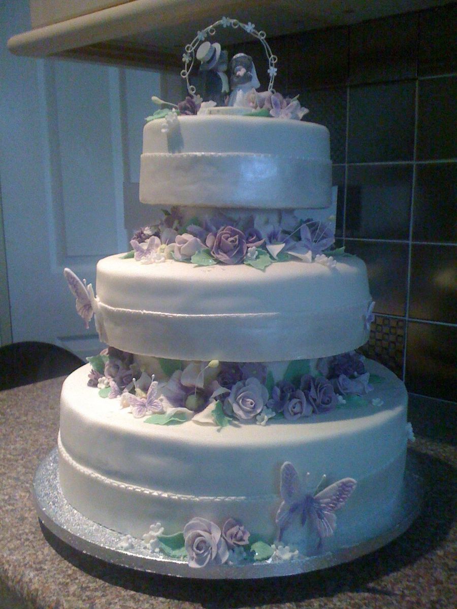 Danielle's Wedding Cake - CakeCentral.com