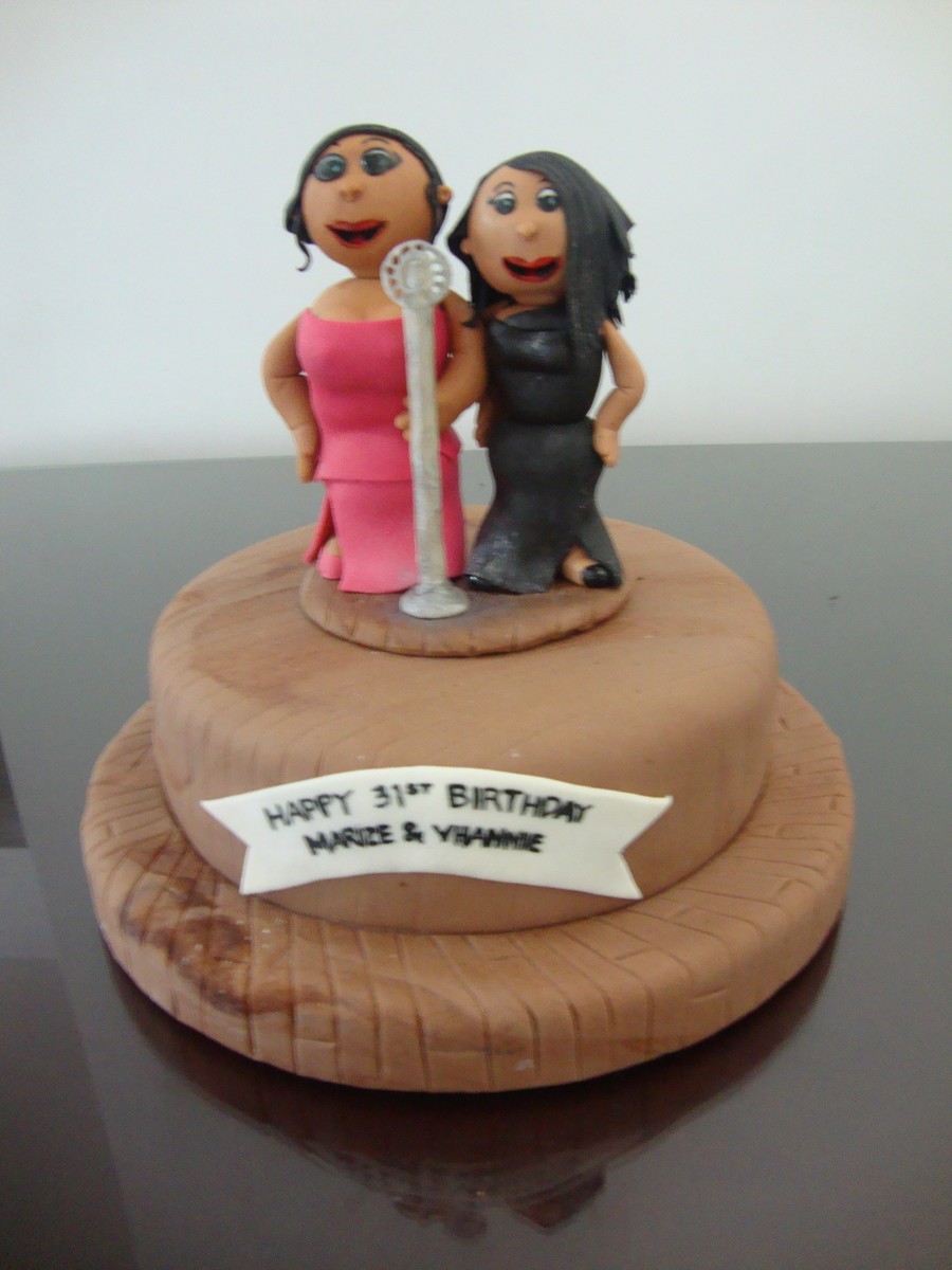 Diva Cake - CakeCentral.com