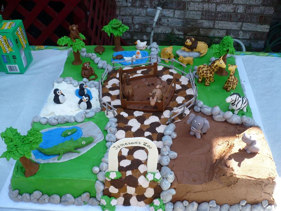 Zoo Cake - CakeCentral.com